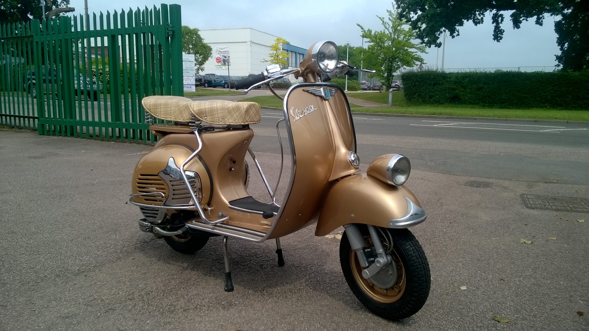 Vespa Scooter (1965) - Studio 434